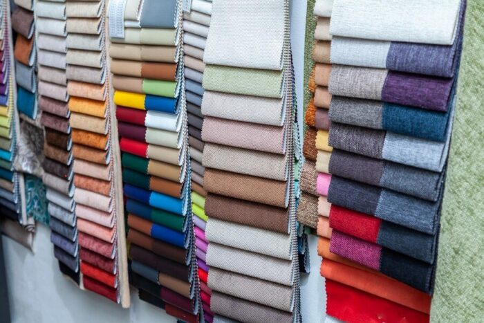 Brushed And Non-Brushed Fabric: Differences, Uses, Best Choice!